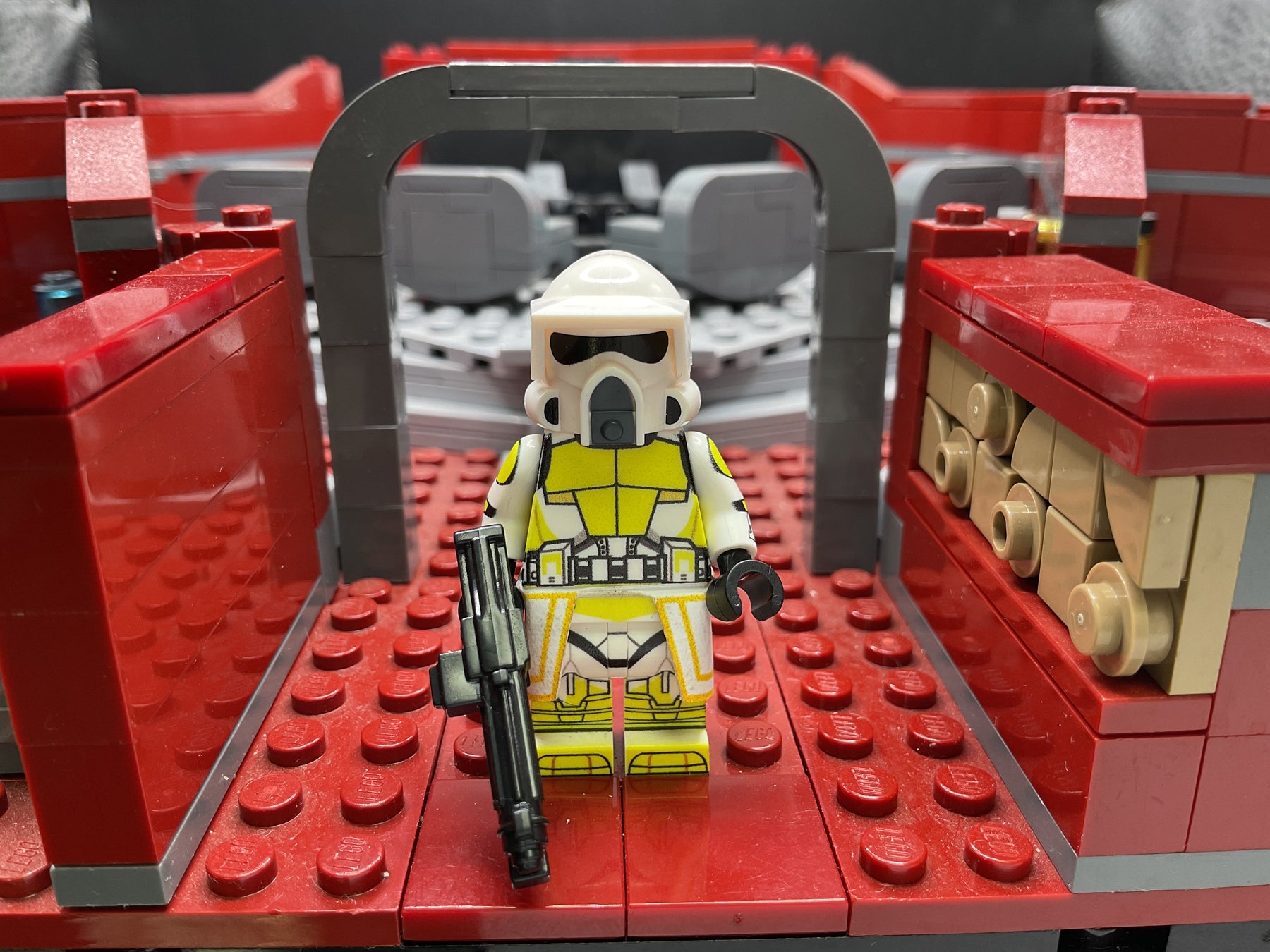 COMMANDER / CAPTAIN CLONE TROOPERS