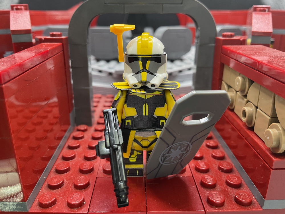 327th Special Edition Arc “Gelb”