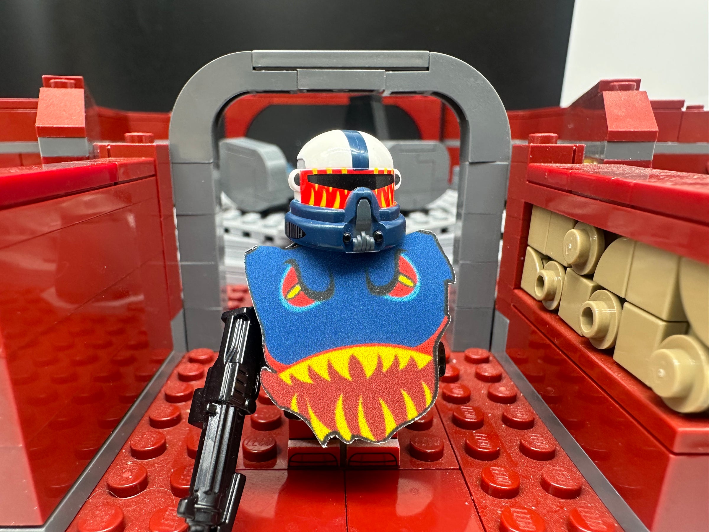 Muunilinst 10 Dark Blue poncho