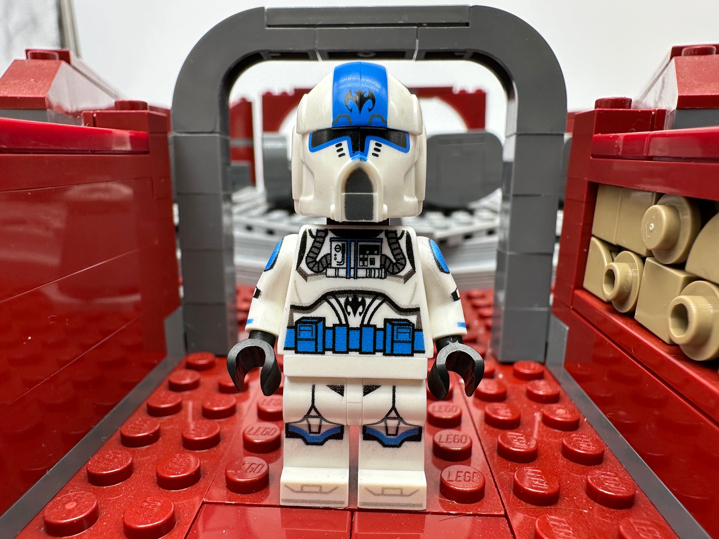 13830: REPUBLIC GUNSHIP (MUUNILINST 10 2023 DARK BLUE)