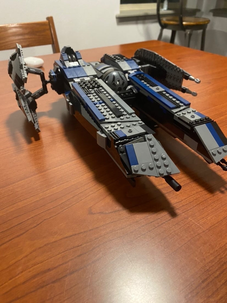 Rogue Shadow V1 – REPUBLICBRICKS